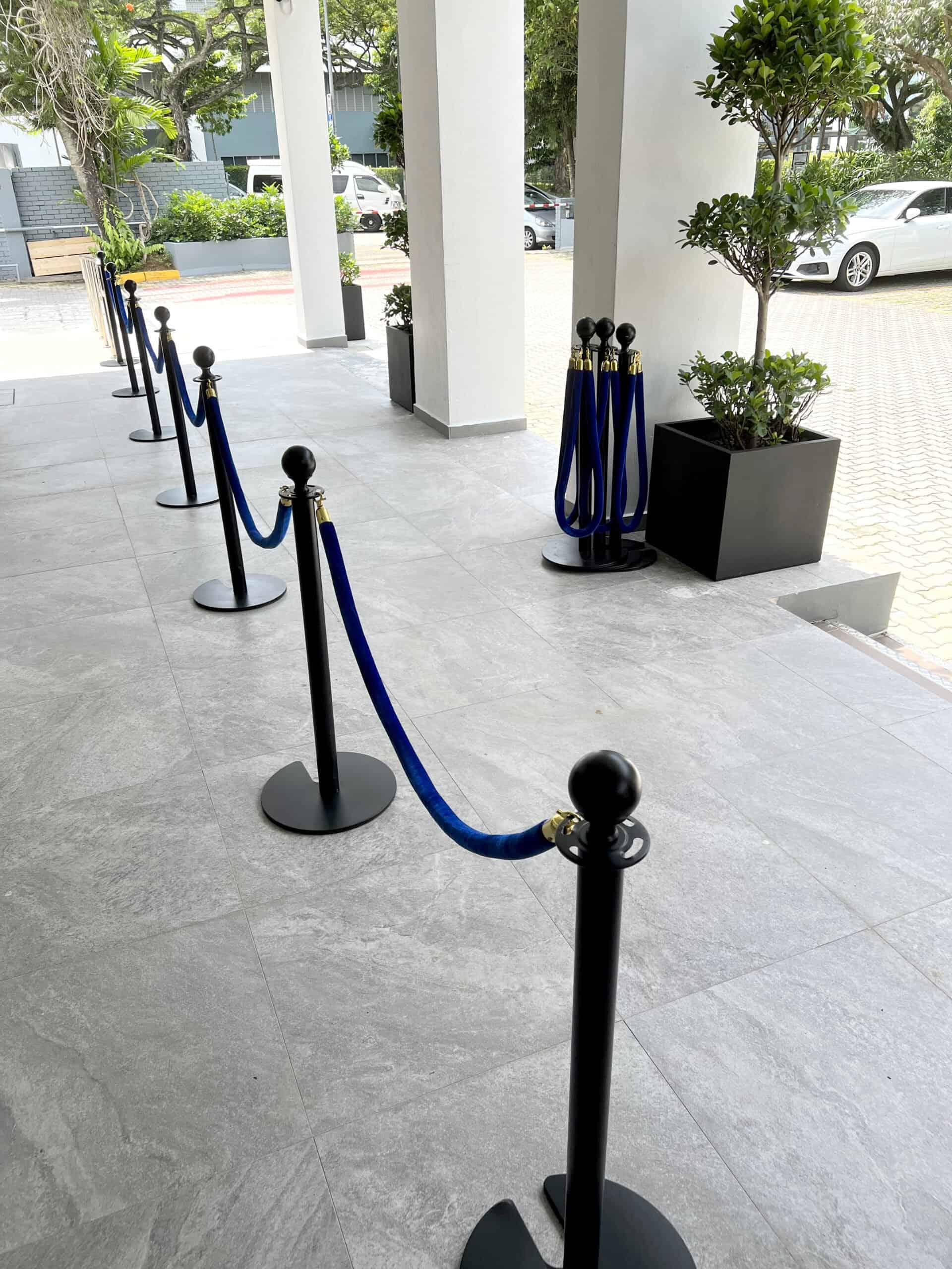 Classic Black Pole With Blue Rope - Events Partner